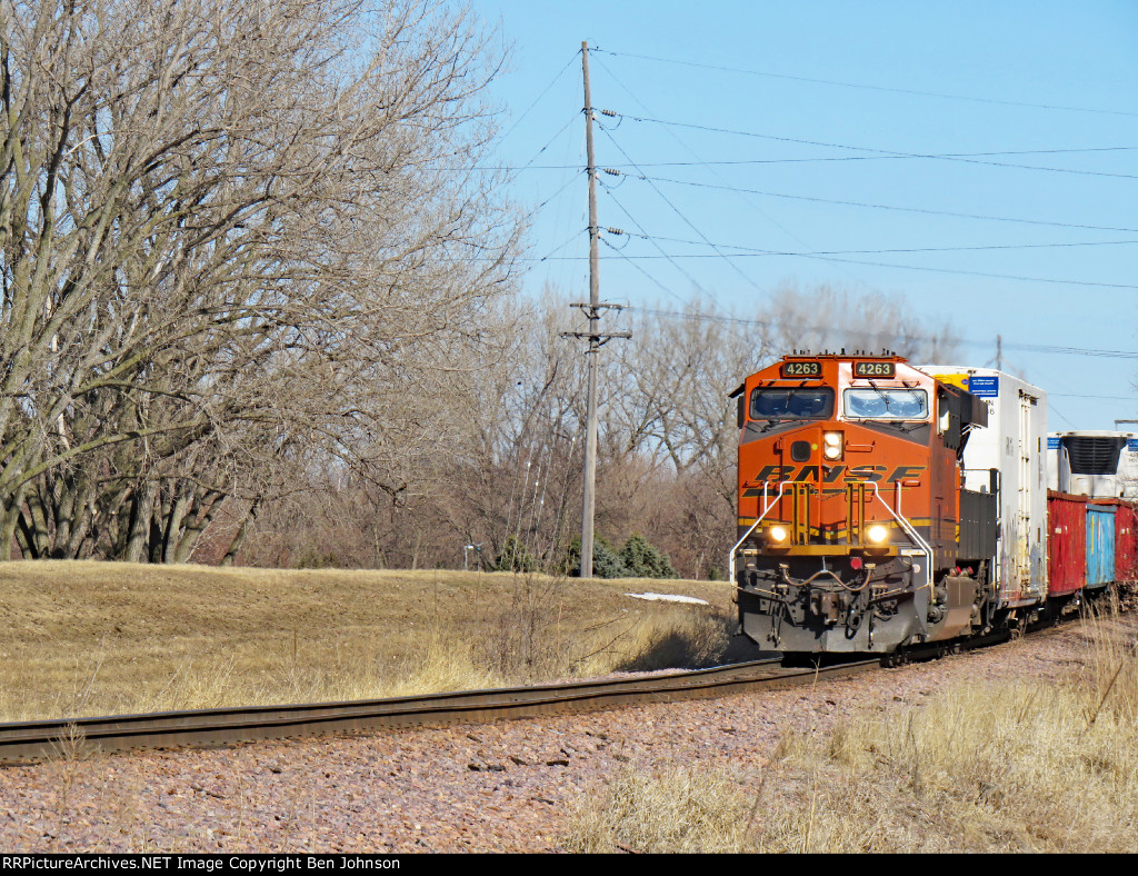 BNSF 4263